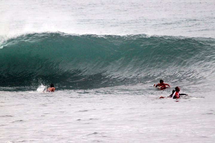 Here are the Best Surfing Spots in the Philippines