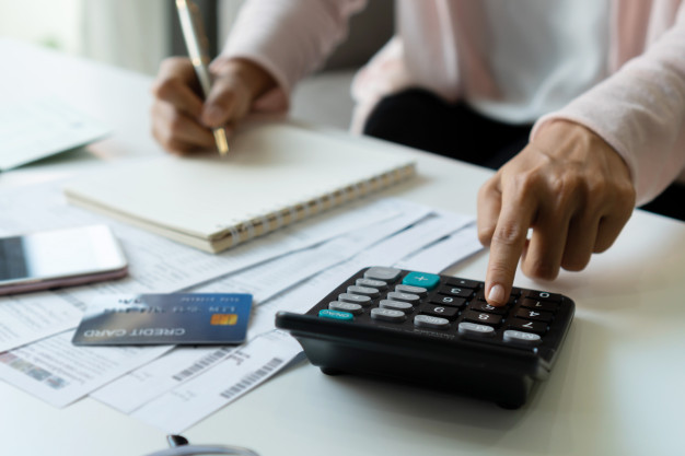How to Pay Off Credit Card Debts: 6 Strategies That Work
