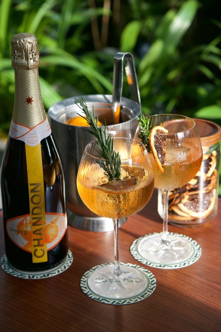 Liquid Buffet Singapore: 12 Bars & Restaurants with Free-Flow Alcohol