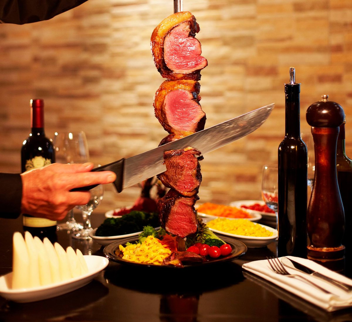 6 A La Carte Buffets To Enjoy in Singapore | SingSaver