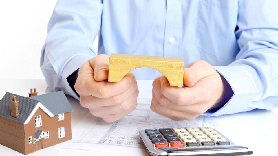 Guide To Calculating Bridging Loan (And How Much You Can Borrow)